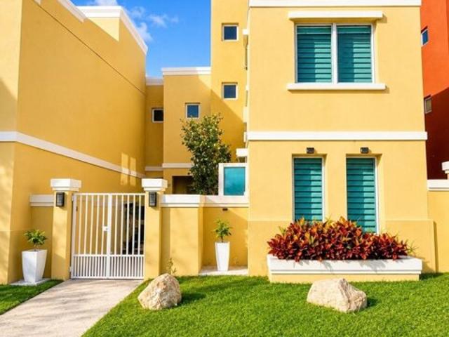 Via Capri Unit,humacao, Home For Sale