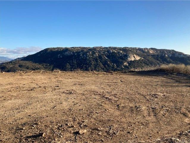 Via Gorrion, Temecula, CA 92590