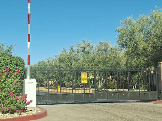 Via De La Paz