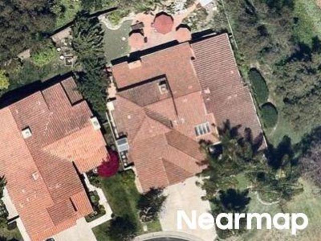 Via Los Arboles