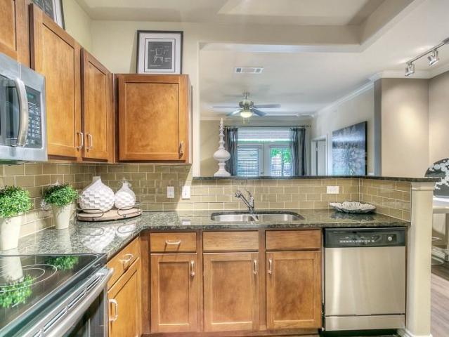 Via Las Colinas 1 Bedroom Apartment for Rent at 401 W Northwest Hwy, Irving, TX 75039