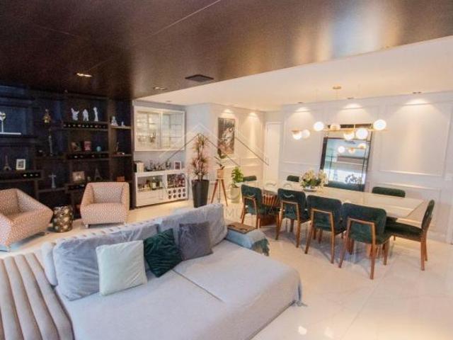 Via palacio do Sol à venda 4 quartos 3 vagas 175m² Reformado