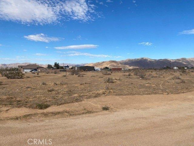 Via Pariso St, Apple Valley, CA 92308
