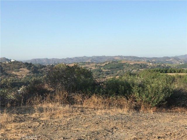 Via Vaquero, Temecula, CA 92590
