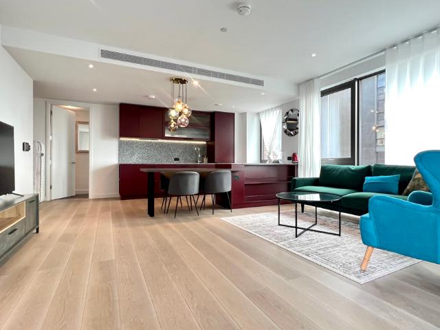 Viaduct Gardens, London SW11, 2 bed flat to rent, £4,290 pcm | PrimeLocation