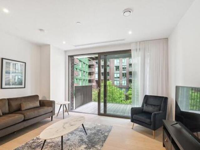 Viaduct Gardens, London, 2 Bedroom Apartment
