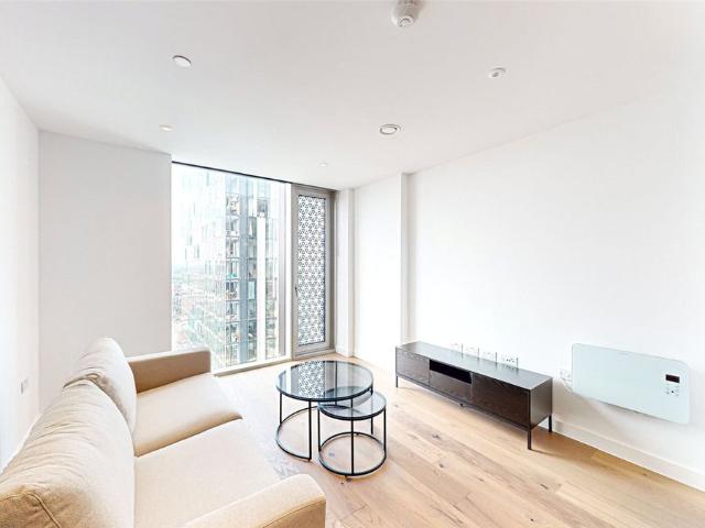 Viadux, 42, Great Bridgewater St, Manchester M1, 1 bed flat to rent, £1,800 pcm | PrimeLocation
