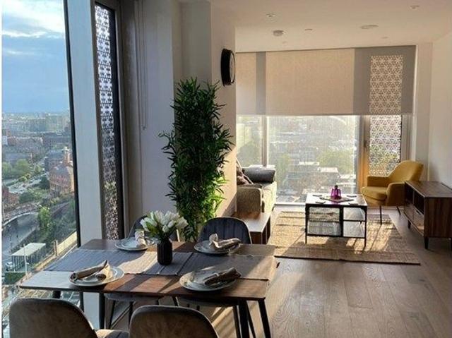 Viadux, Manchester M1, 2 bed flat to rent, £2,190 pcm | PrimeLocation