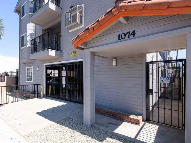 Vibe Student Apartments 2 Bedroom Apartment for Rent at 3440 E Ransom St, Long Beach, CA 90804 Bryant School