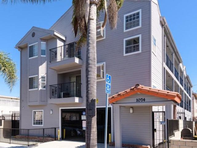 Vibe Student Apartments 3 Bedroom Apartment for Rent at 3440 E Ransom St, Long Beach, CA 90804 Bryant School