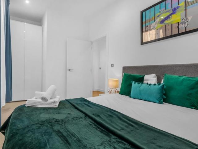 Vibrant One bed Apartment in Hounslow
