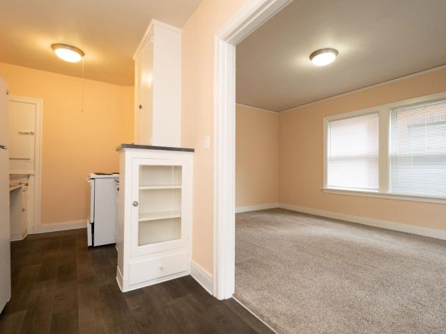 Vibrant Southeast Portland Living!