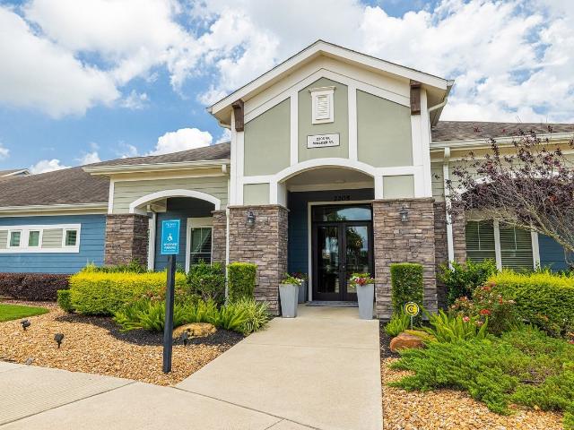 Victory North 1 Bedroom Apartment for Rent at 2205 W Walker St, League City, TX 77573