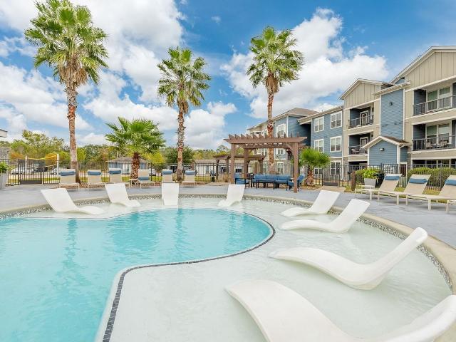 Victory North 2 Bedroom Apartment for Rent at 2205 W Walker St, League City, TX 77573