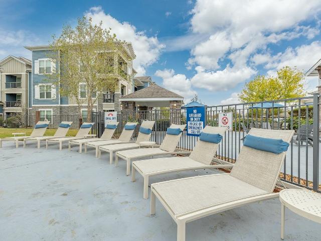 Victory North 3 Bedroom Apartment for Rent at 2205 W Walker St, League City, TX 77573