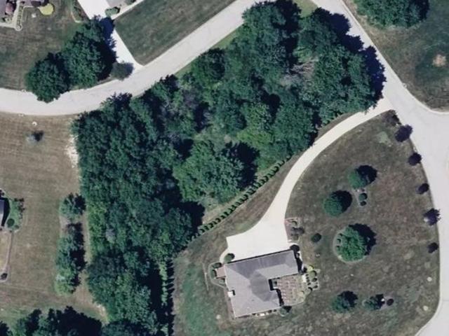 Victory Ln, Canfield, OH 44406