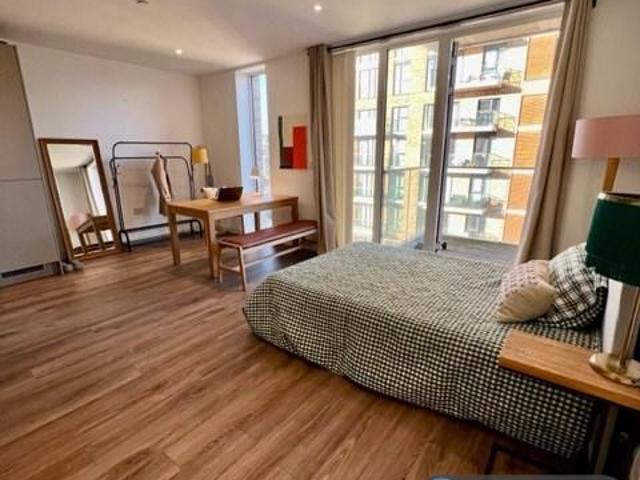 Victory Parade, London, SE18 1 bed in a flat share to rent £1,299 pcm £300 pw