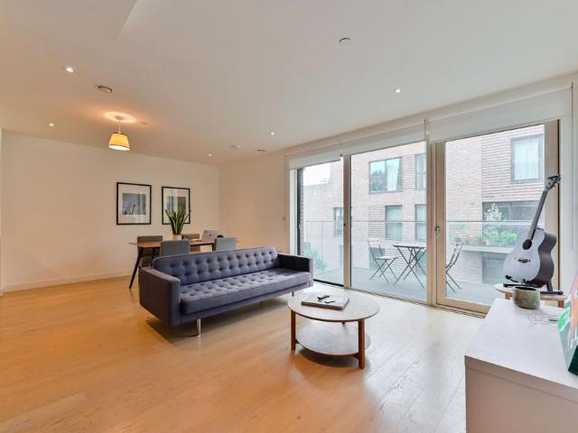 Victory Place, London, SE17, Elephant. 1 bed flat to rent £3,000 pcm £692 pw