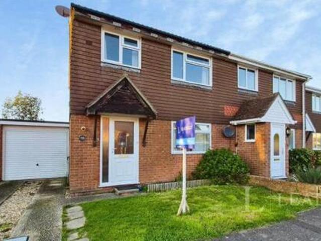 Victory Road, Stubbington, 3 Bedroom End