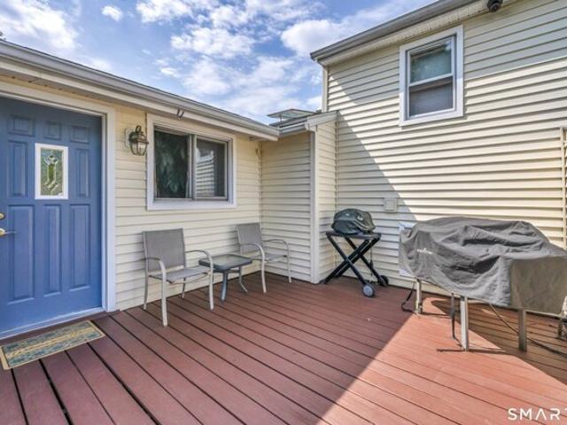 Victor Hill Dr, Branford, Home For Sale