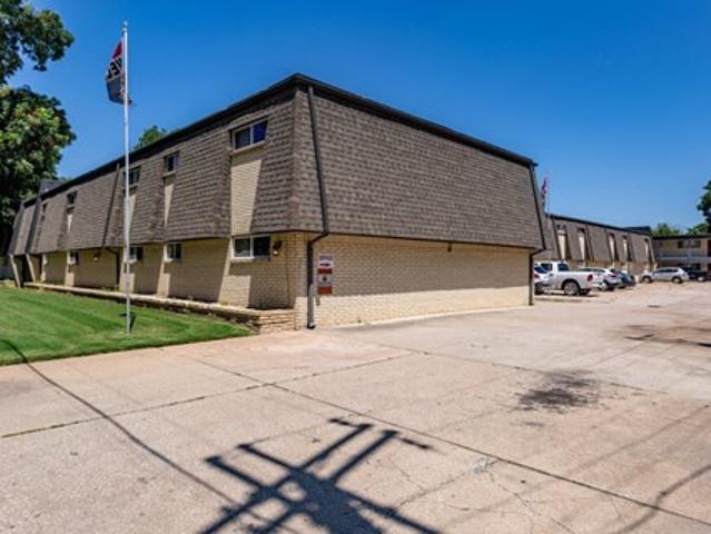 Victor South Apartments 1 Bedroom, 1 Bathroom
