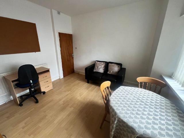 Victoria Terrace, Swansea SA1, 1 bed flat to rent, £625 pcm | PrimeLocation