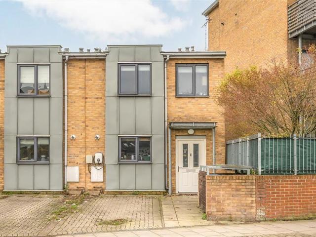 Victoria Way, Charlton SE7, 2 bed semi detached house to rent, £2,300 pcm | PrimeLocation