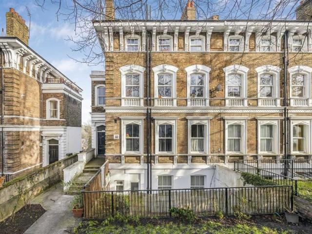 Victoria Way, Charlton SE7, 3 bed flat to rent, £1,800 pcm | PrimeLocation