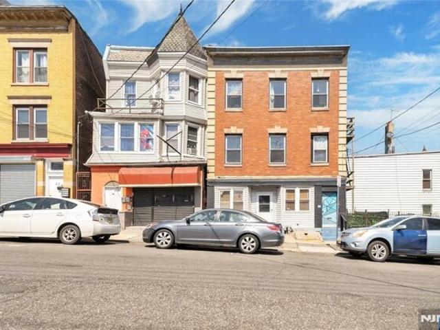 Victoria Ave, Newark, Home For Sale