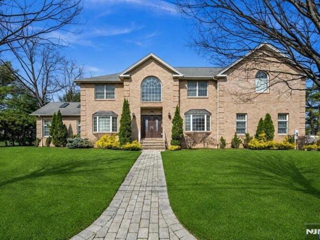 Victoria Ave, Paramus, Home For Sale