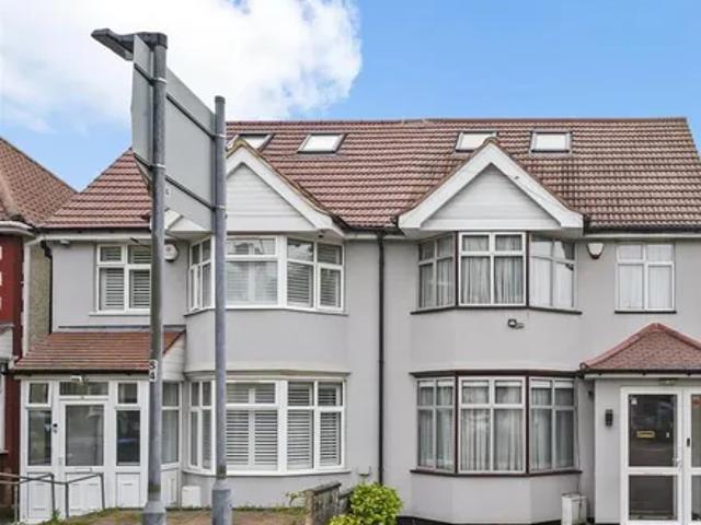 Victoria Avenue, London, HA9 6QA, United Kingdom | 4 bed duplex for rent #140656550 | Rentberry