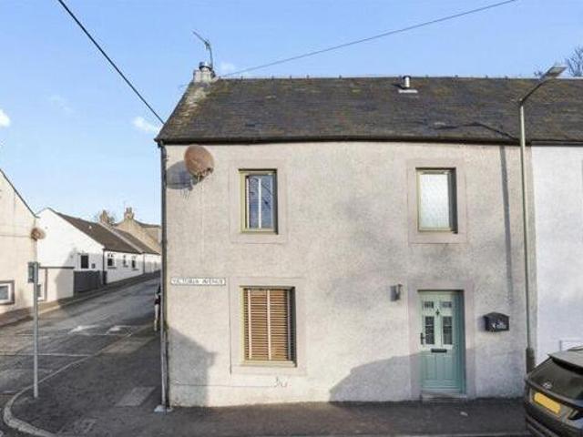 Victoria Avenue, Milnathort, 3 Bedroom End