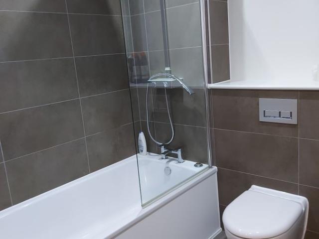 Victoria Avenue, Southend On Sea SS2, 2 bed flat to rent, £1,500 pcm | PrimeLocation