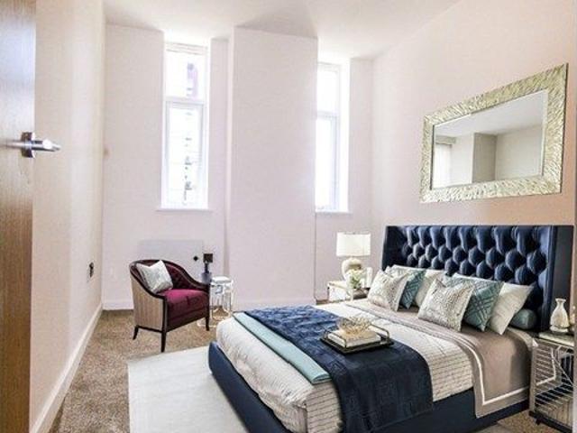 Victoria Avenue, Southend On Sea SS2, 2 bed flat to rent, £1,245 pcm | PrimeLocation