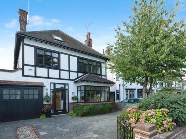 Victoria Avenue, Southend on sea, 6 Bedroom Detached