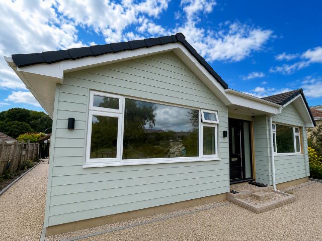 Victoria Avenue, Shanklin PO37, 3 bed bungalow to rent, £1,700 pcm | PrimeLocation