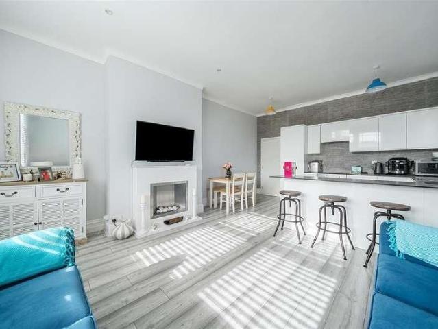 Victoria Avenue, Swanage, BH19