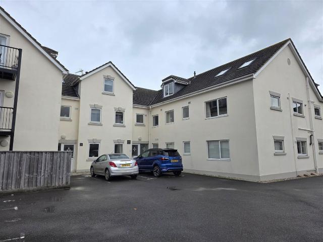 Victoria Avenue, Swanage BH19, 3 bed flat to rent, £1,375 pcm | PrimeLocation