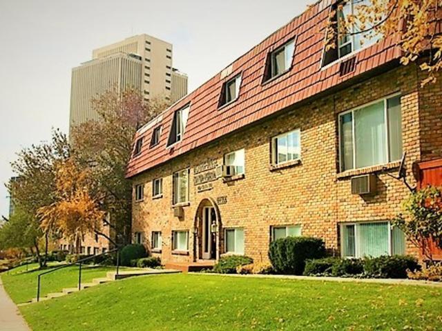 Victoria Canyon Apartments