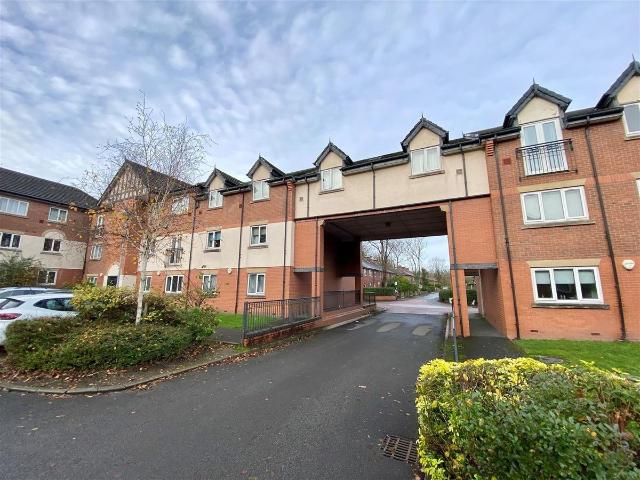 Victoria Court, Whitefield, Manchester M45, 2 bed flat to rent, £975 pcm | PrimeLocation