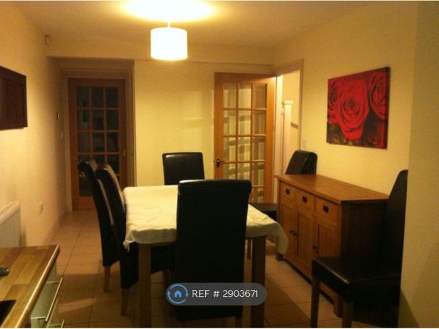 Victoria Cresent, Manchester M30, 2 bed detached house to rent, £1,295 pcm | PrimeLocation