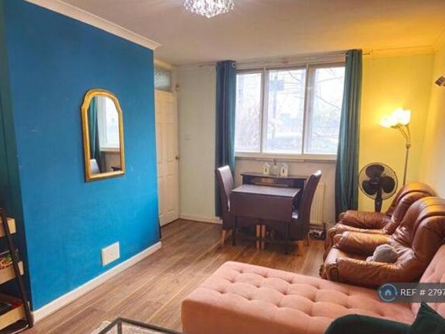 Victoria Dock Road, London, 1 Bedroom House