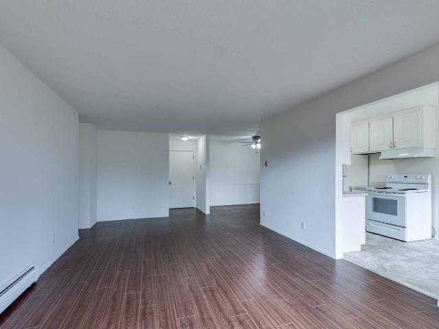 Victoria Flats Roseville 2 Bedroom Apartment for Rent at 885 Highway 36 W, Roseville, MN 55113 Roseville