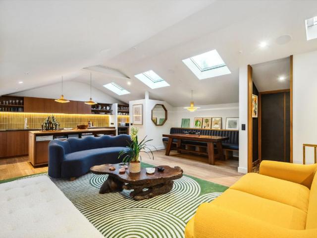 Victoria Grove Mews, London W2 2 bed terraced house to rent, £19,500 pcm | PrimeLocation