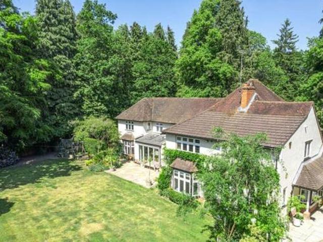Victoria Hill Road, Fleet, 6 Bedroom Detached