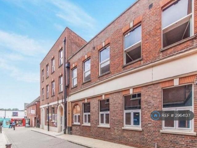 Victoria House, Colchester, CO1 2 bed flat to rent £1,145 pcm £264 pw