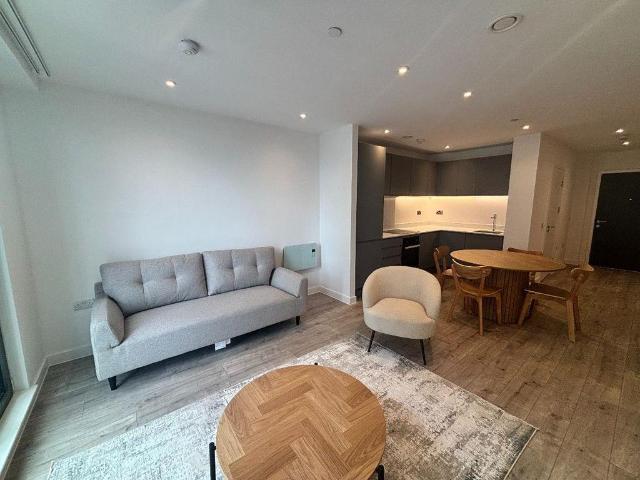 Victoria House, Great Ancoats Street 2 bed apartment to rent £1,650 pcm £381 pw