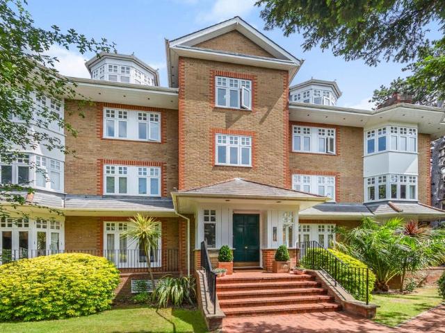 Victoria Lodge, 34 Arterberry Road. 2 bed flat to rent £3,500 pcm £808 pw