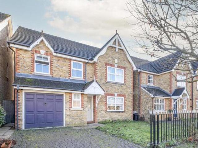 Victoria Mews, London, 5 Bedroom Detached