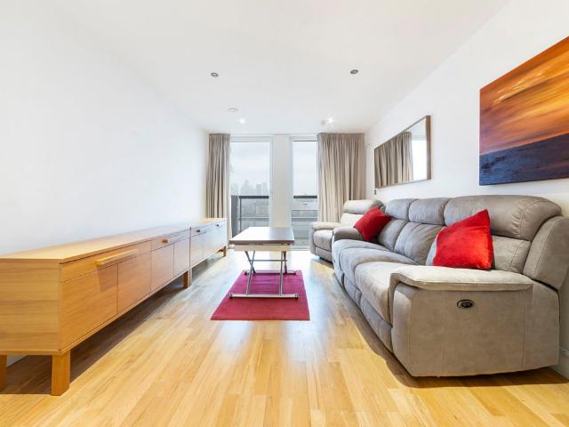 Victoria Parade, Greenwich SE10, 1 bed flat to rent, £2,100 pcm | PrimeLocation
